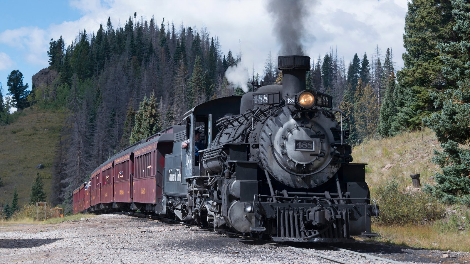 At 10,000 Feet, This Colorado Steam Locomotive Gives Passengers Vintage ...