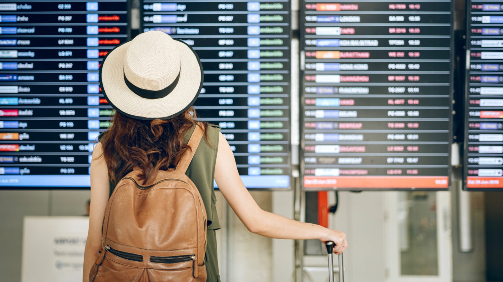 Flight Delays Expected This Holiday Weekend As Government Shutdown ...