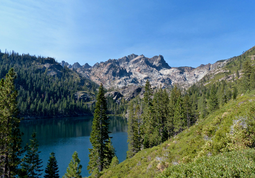 7 Most Beautiful Alpine Lakes To Hike In California