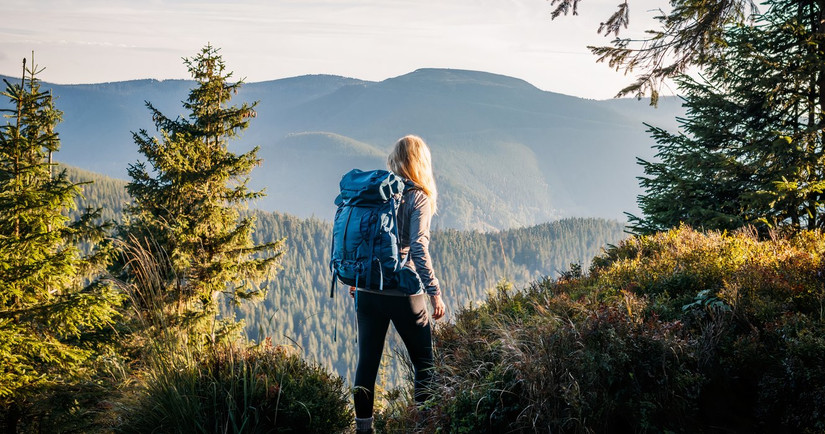 Why You Should Always Wear This Color When Hiking