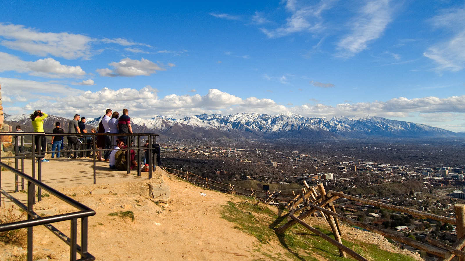 7 Small Towns With The Best Hikes In Utah