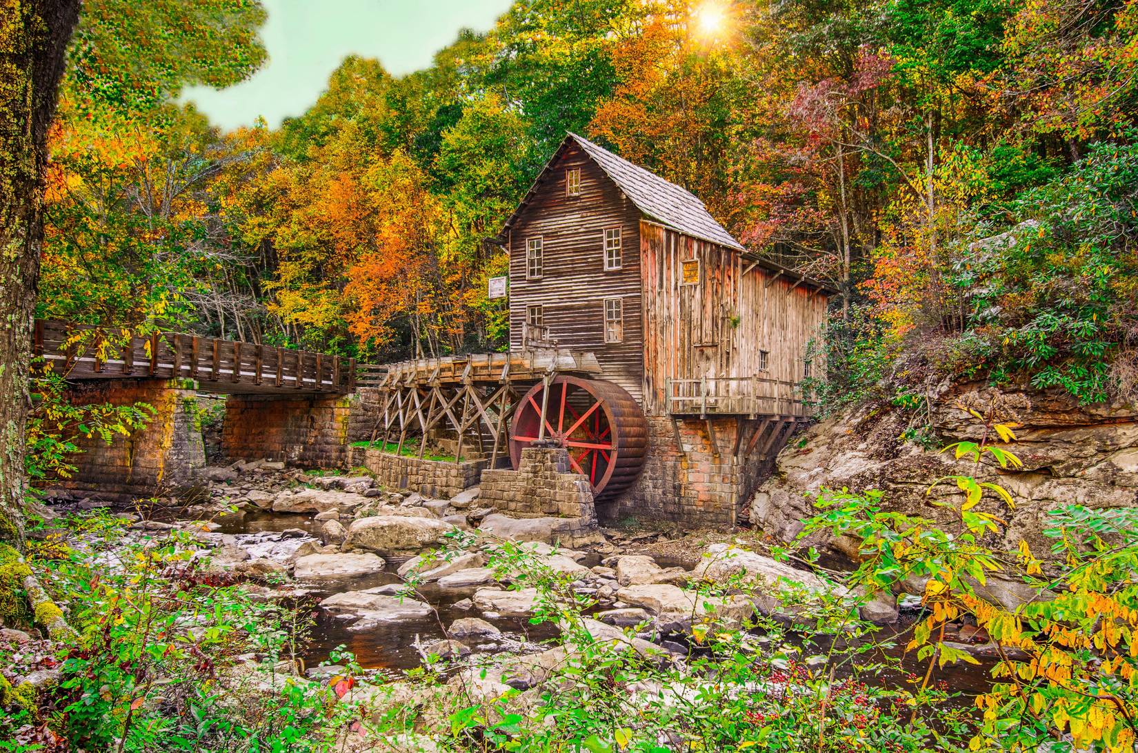 The Most Beautiful Small Town Is Officially the Gateway to New River ...