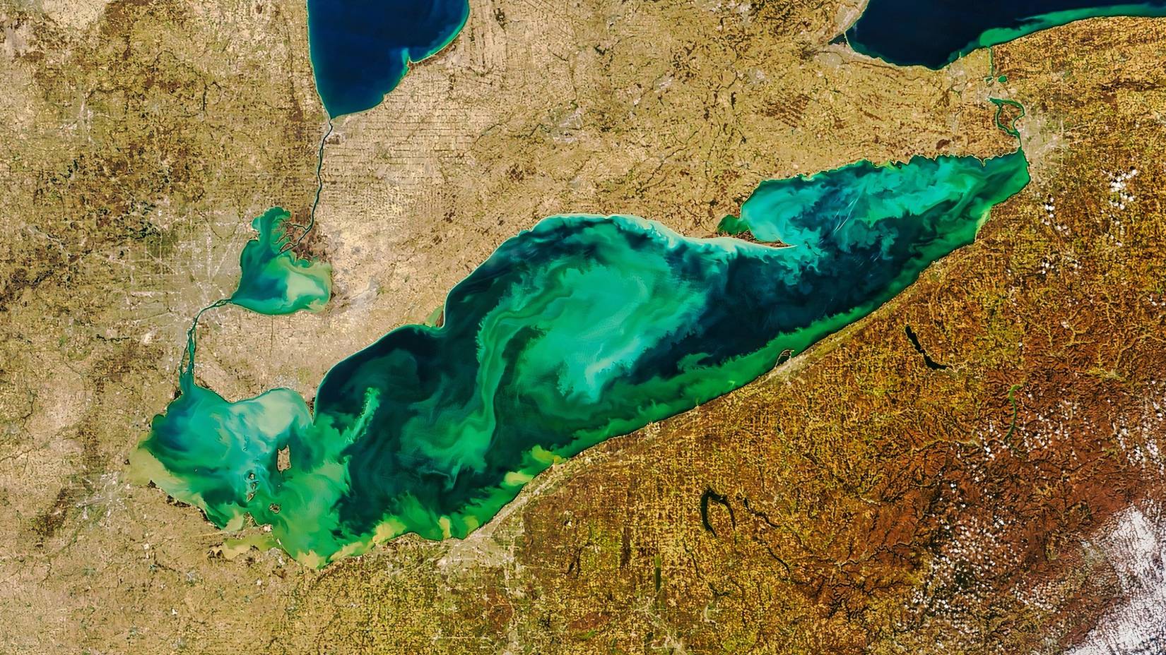 Do The Great Lakes Have Tides? Here's How They Work