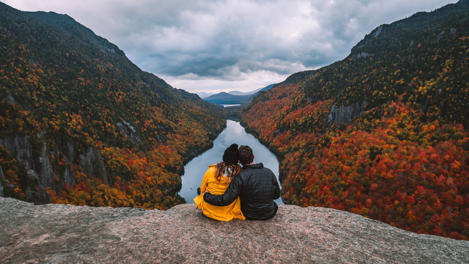 These Are The Best Fall Foliage Spots For 2024, Science Says