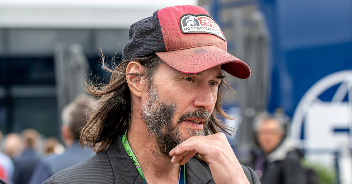 After An 8-Hour Flight Between London And New York, Keanu Reeves Once ...