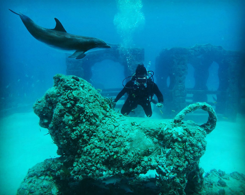 Florida Has A Real Underwater Cemetery (& You Can Visit It)