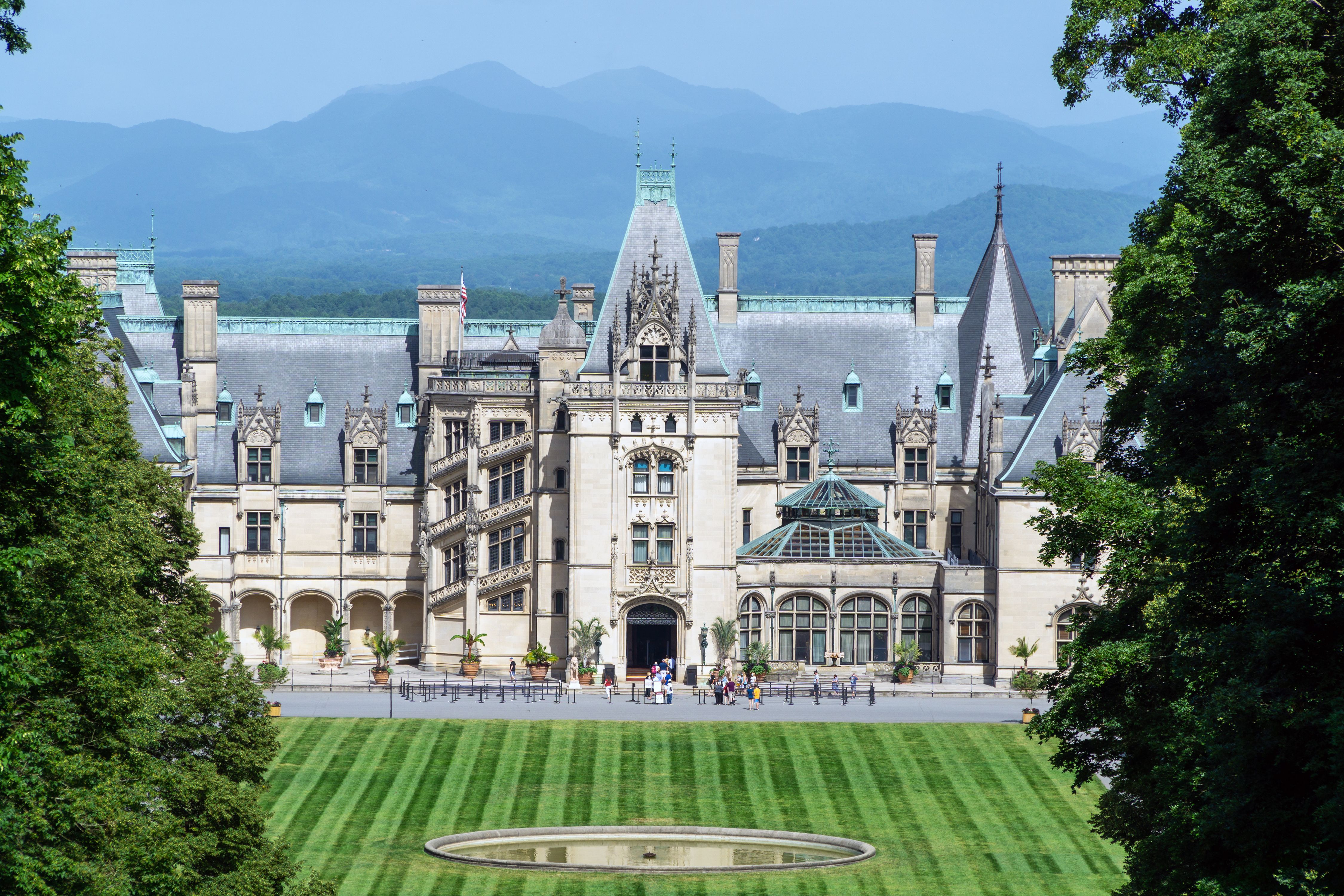 Biltmore Estate in Asheville, NC Announces Reopening Despite Governor's ...