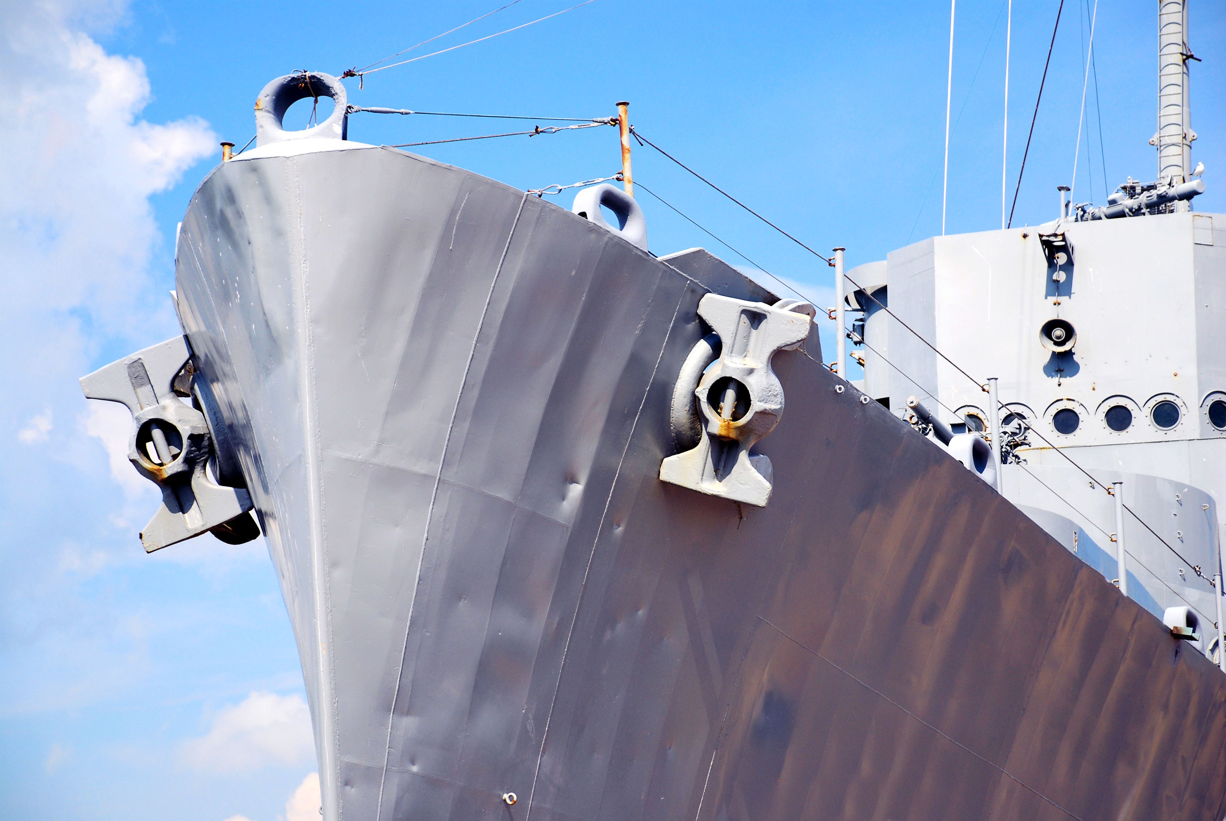 The Creepy "Ghost Ship" Phenomenon Is The Biggest Maritime Mystery That ...