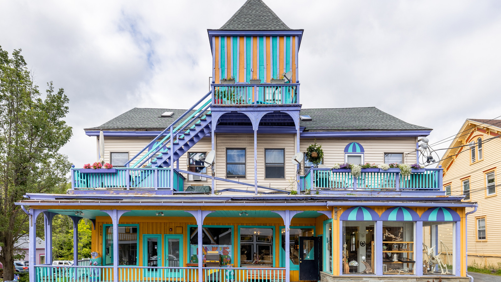 8 Whimsical Towns To Visit In The Catskill Mountains