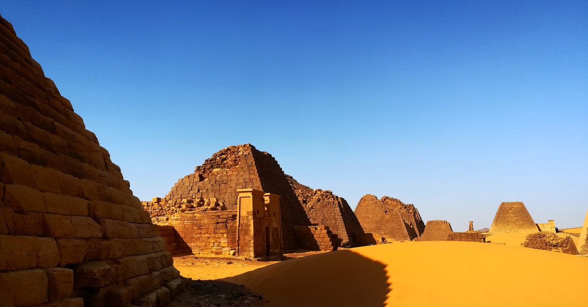 Sudan Pyramids A Riverside Room As Large As The Dead | Ryan Murdock