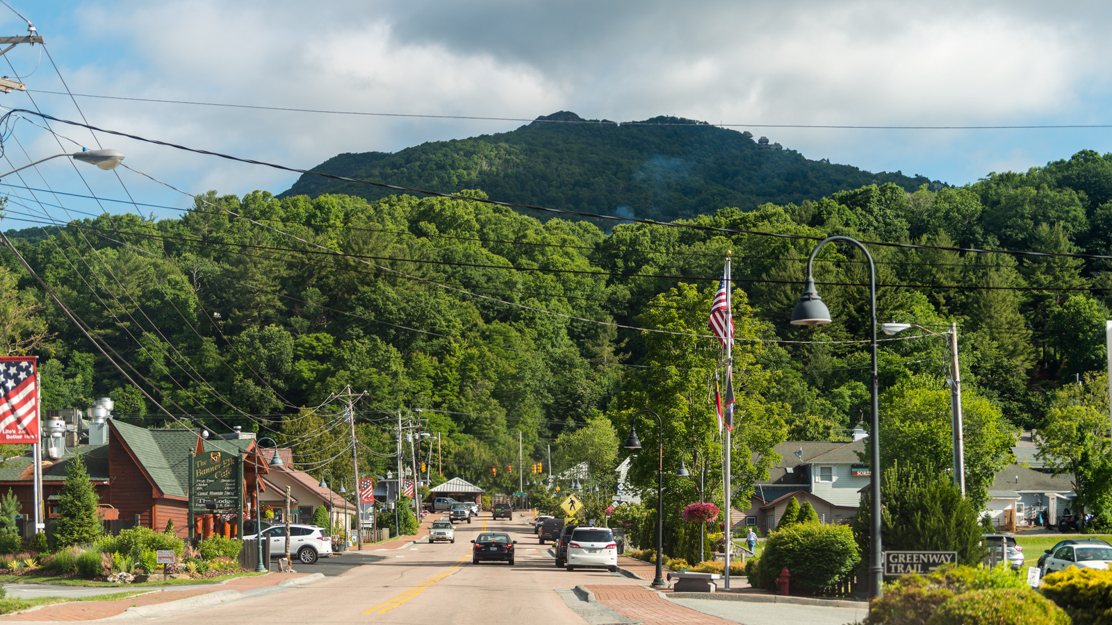 7 Small Towns In The Blue Ridge Mountains For A Weekend Retreat
