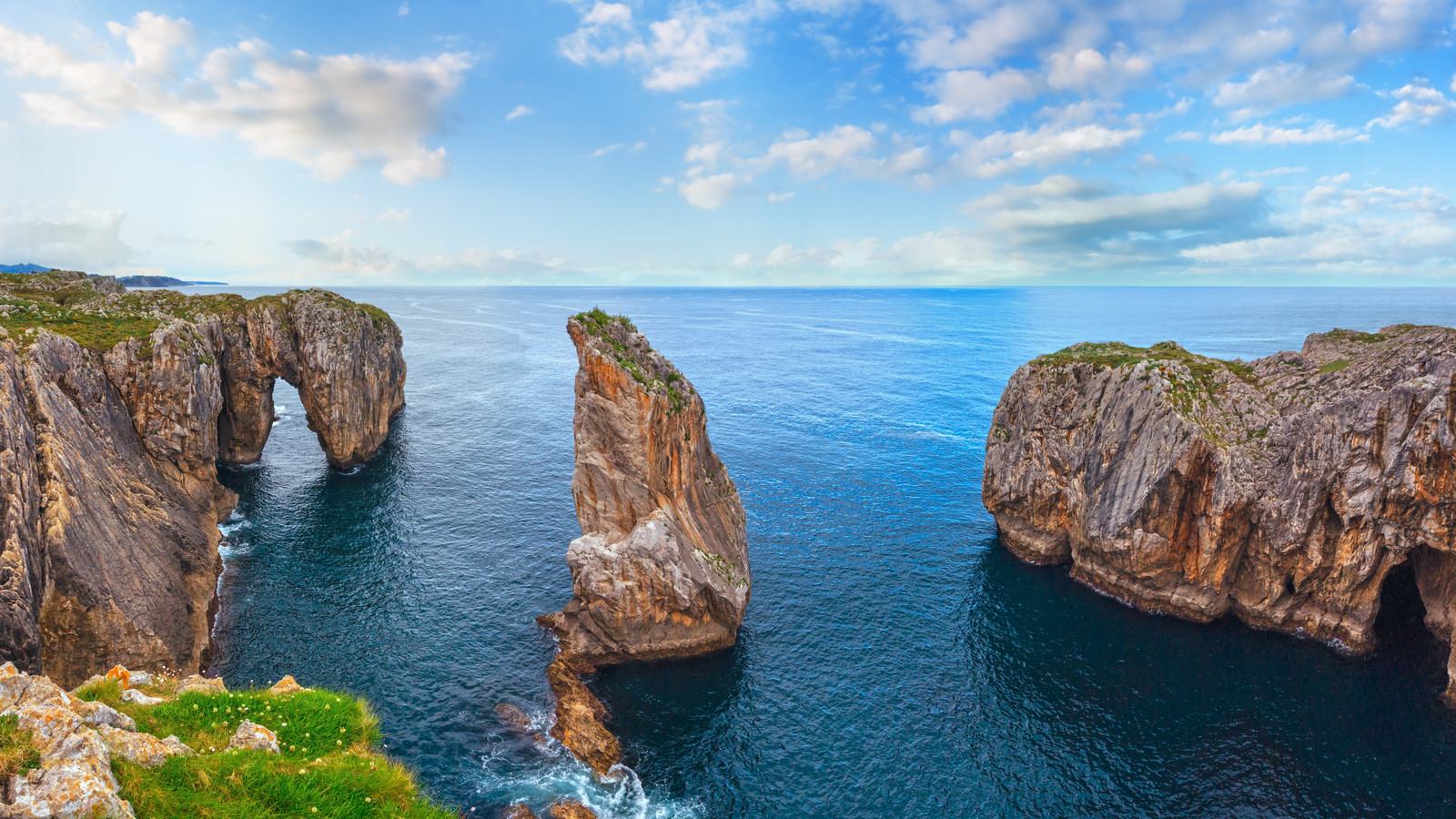 Danger On The Ocean: 6 Of The Most Perilous Cruise Routes