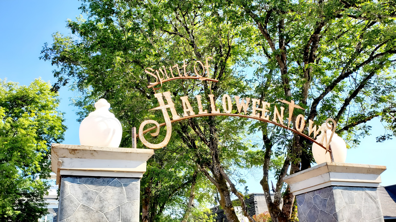 Skip Salem: Oregon Has America's Best Halloween Town