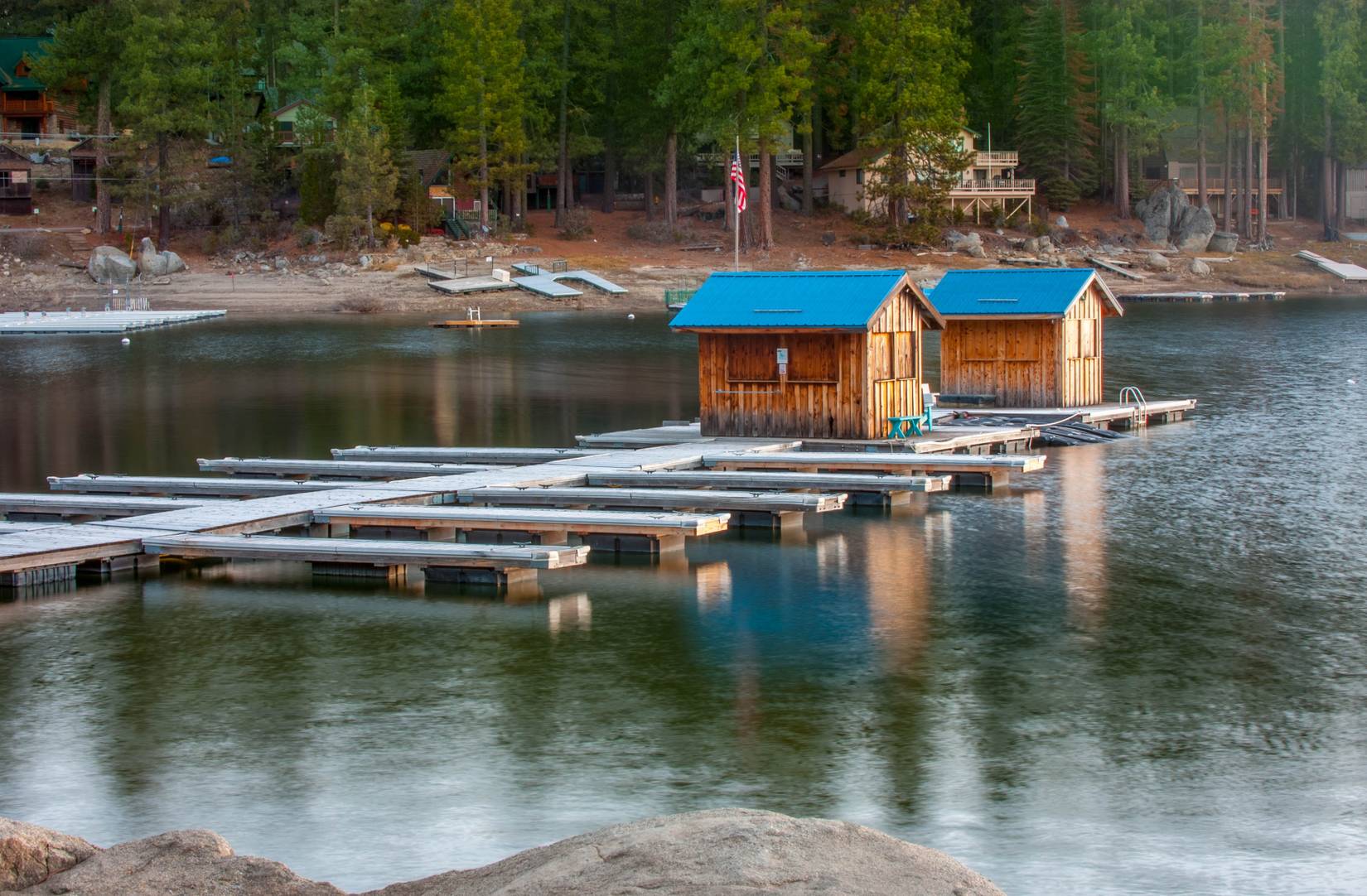 The "Mini Lake Tahoe" You've Never Heard Of Is An Underrated Yet ...