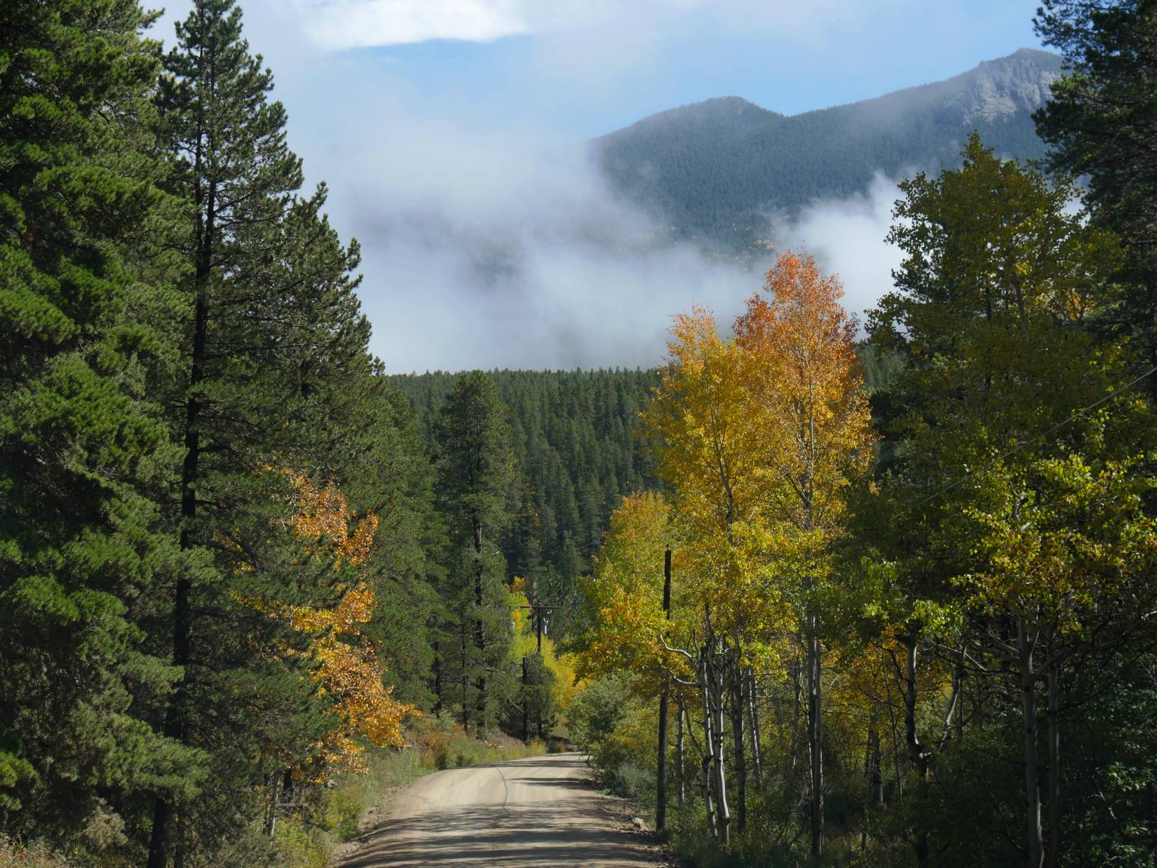 This Colorado State Park Is A Dead Ringer For Rocky Mountain National Park