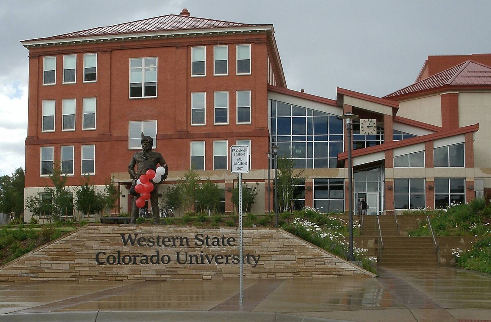 7 Best College Towns In Colorado For 2025