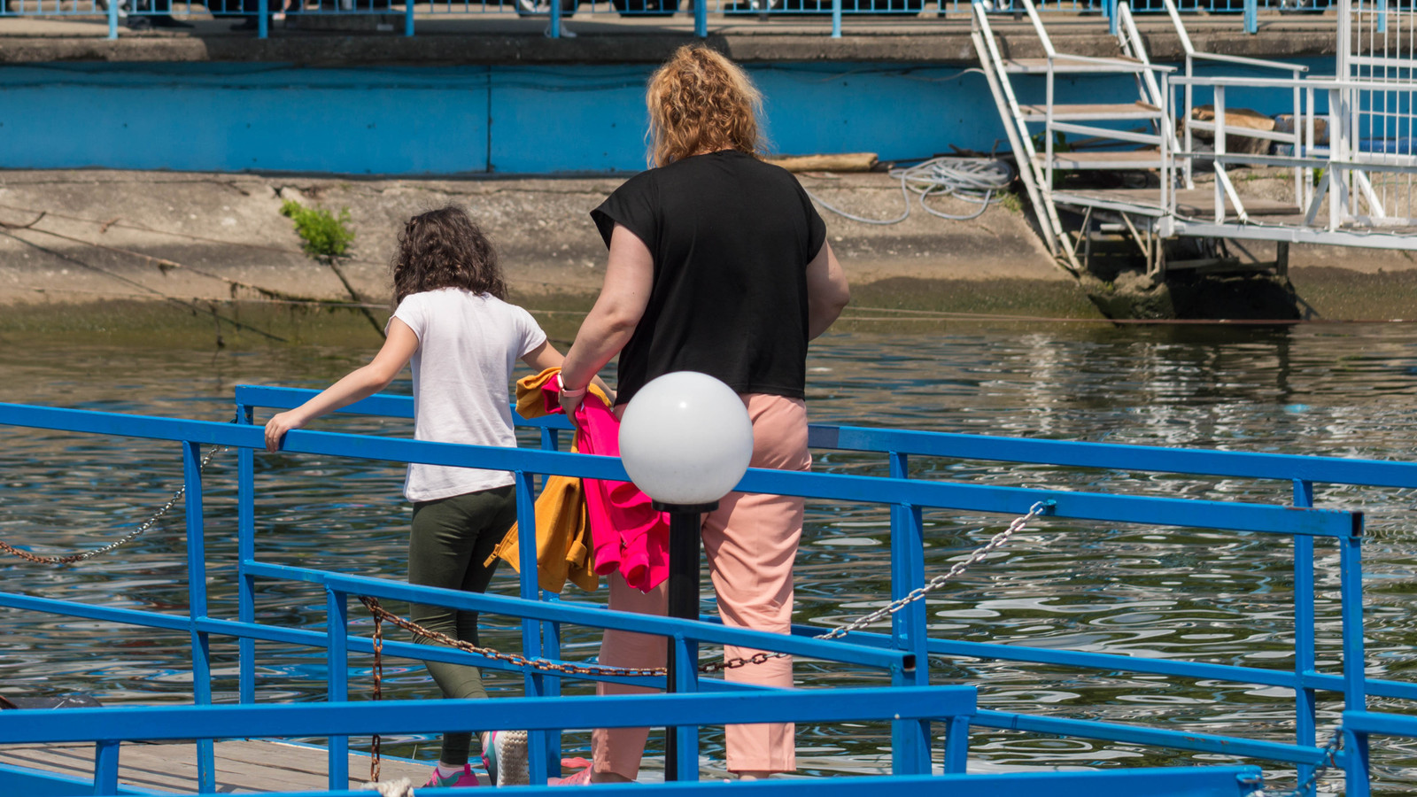 Ferry Dock Gangway Collapses on Georgia's Sapelo Island Killing Seven ...