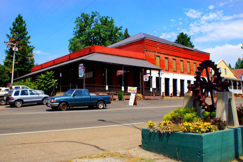 Skip The Sierra: The "World's Smallest Mountain Range" Is California's ...