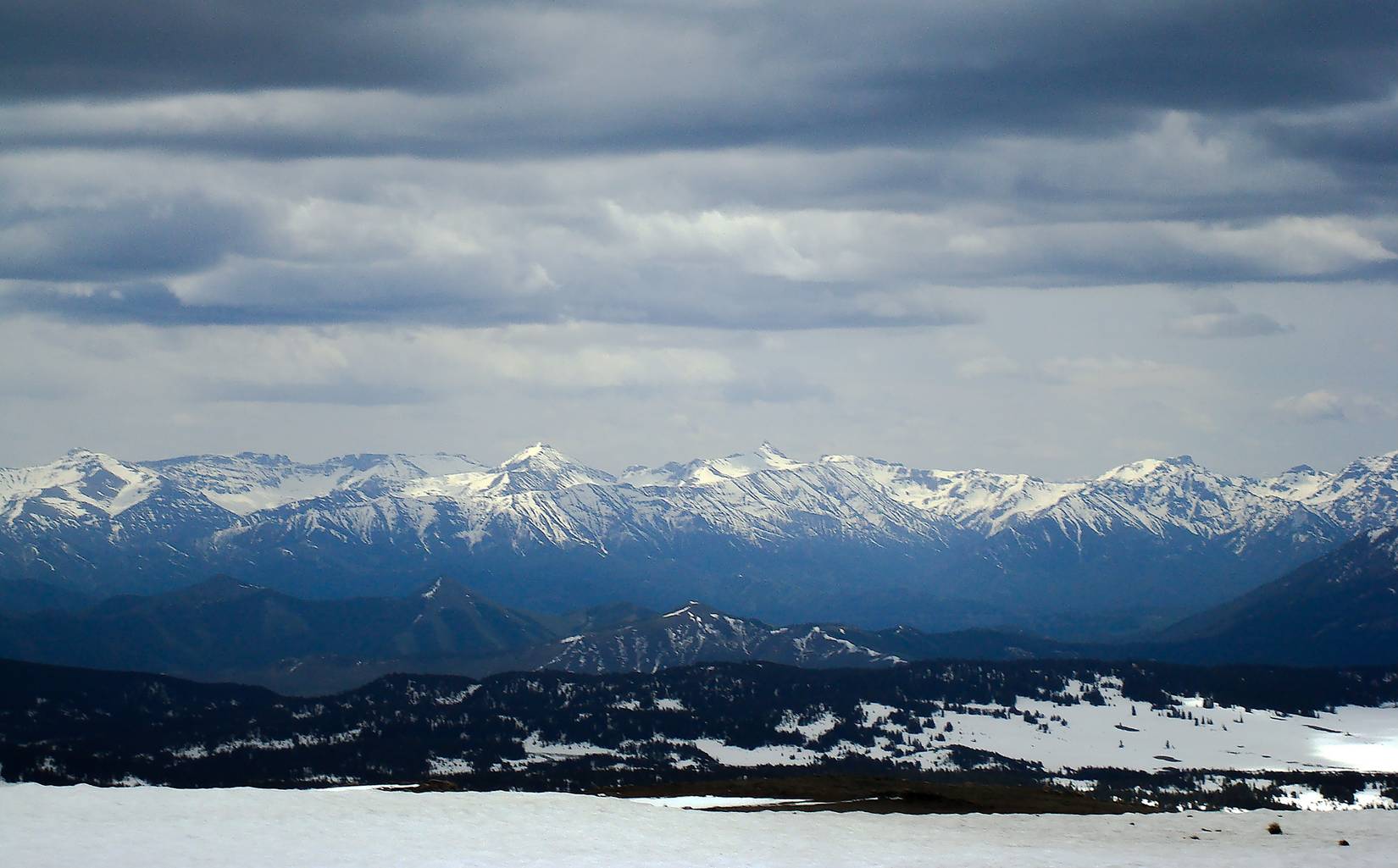 Yellowstone National Park Warns Guests Of Sudden Closure As Beloved ...