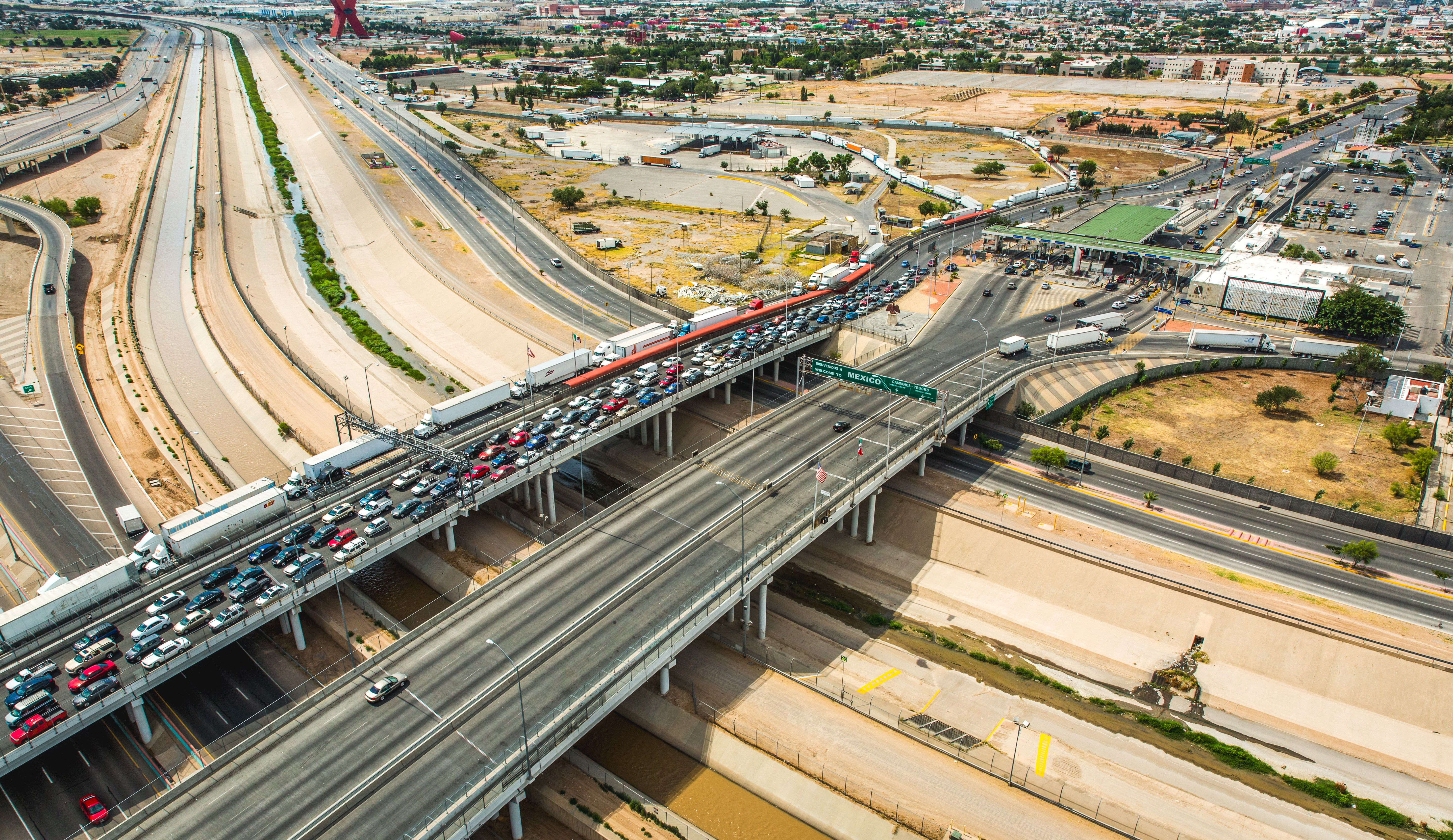 The Longest Road Tunnel In The World Is In A Remote Location & Only ...