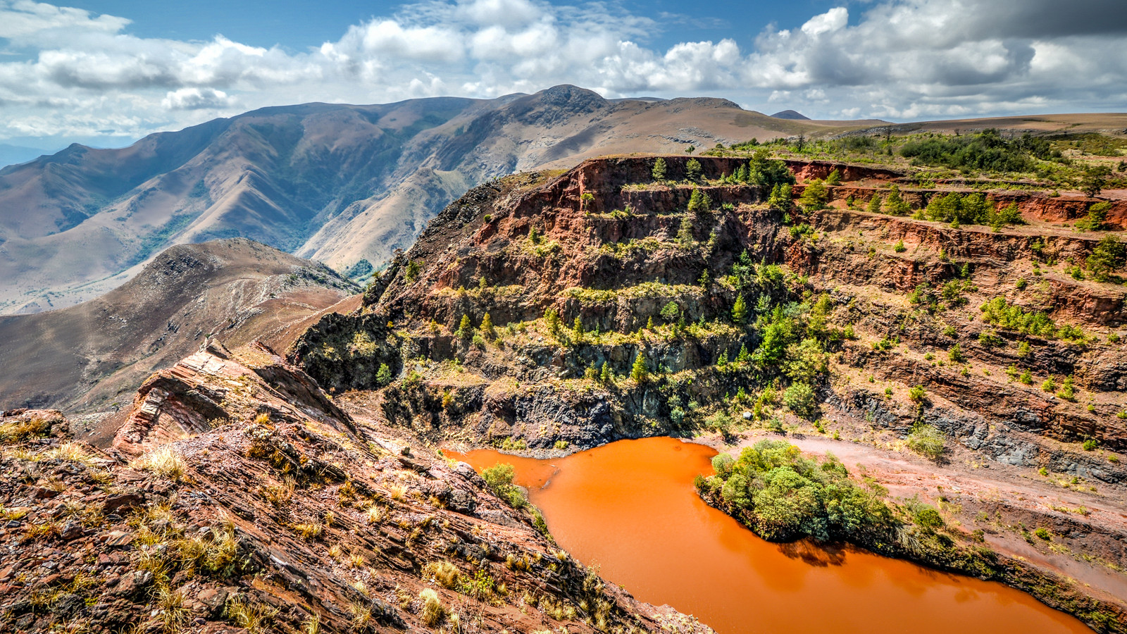 The World's Oldest Discovered Mine Proves Ancient Humans Weren't ...