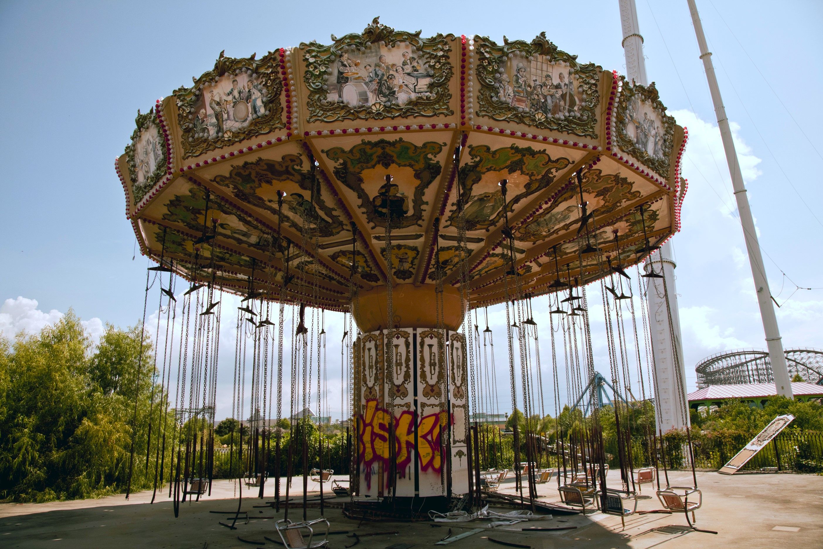 empty amusement park