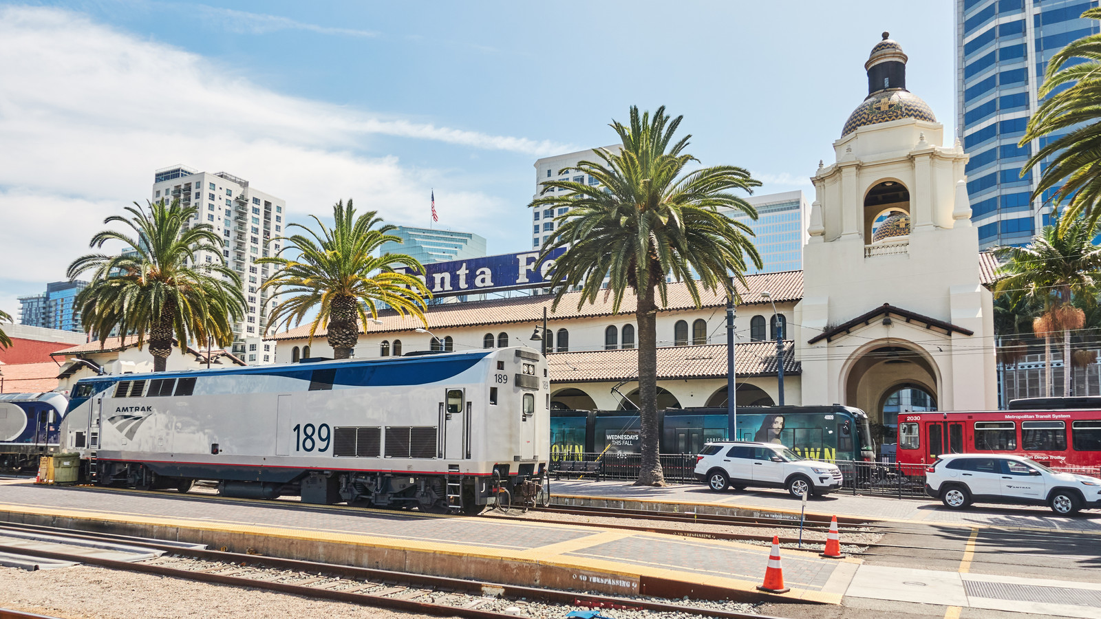 Amtrak Users Unite On Which Major Station Deserves A Lounge Area