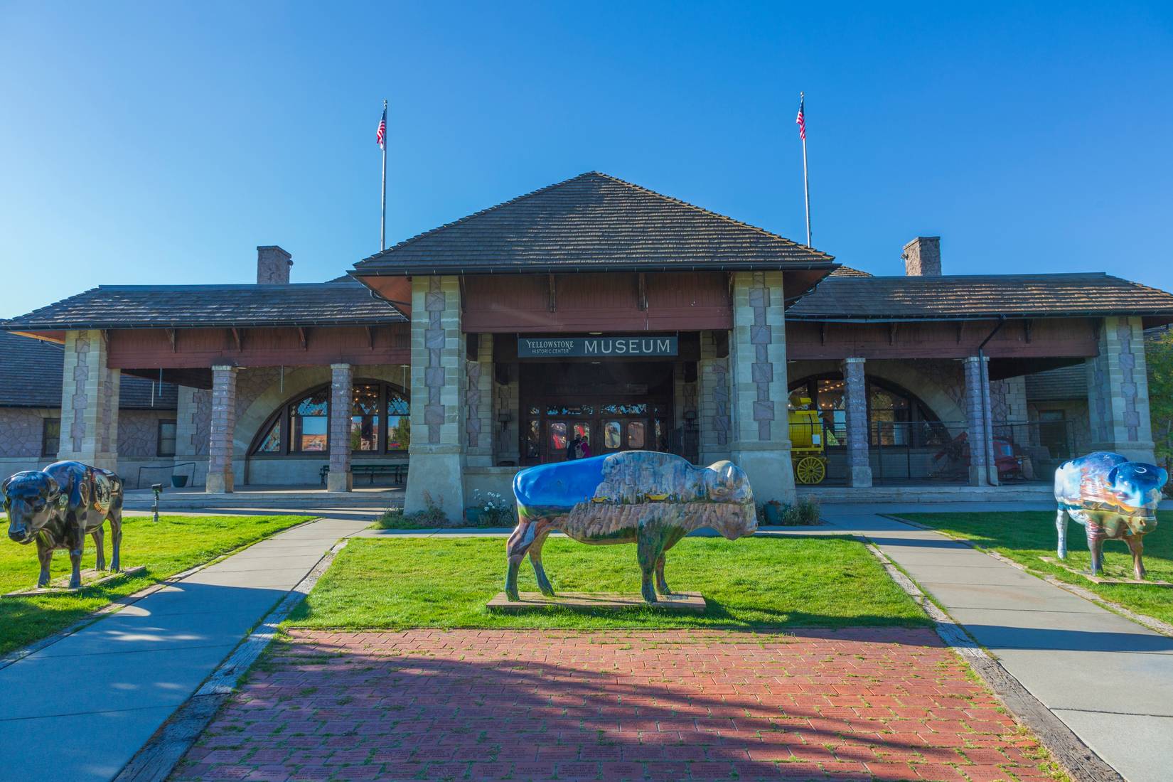 Not Jackson Or Bozeman: Yellowstone's Most Underrated Town Nearby Puts ...