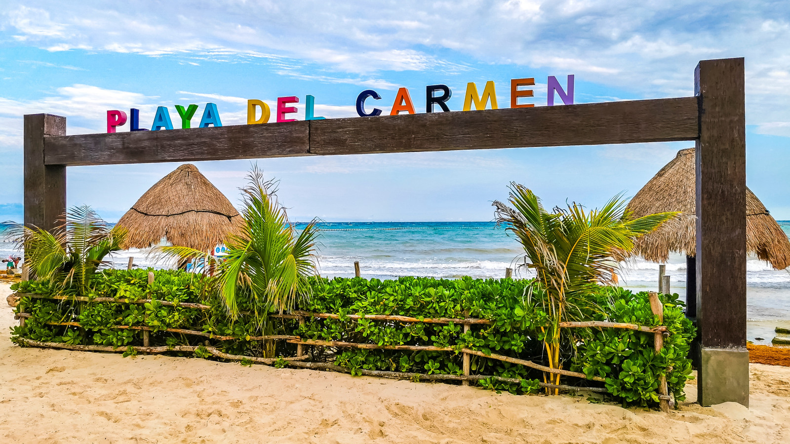 Mexico: Dozens of Canadian Tourists Fall Violently Ill at Popular All ...