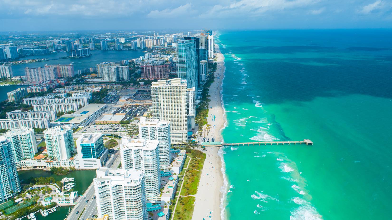 Round-Trip Flights Under $200 Happening Right Now
