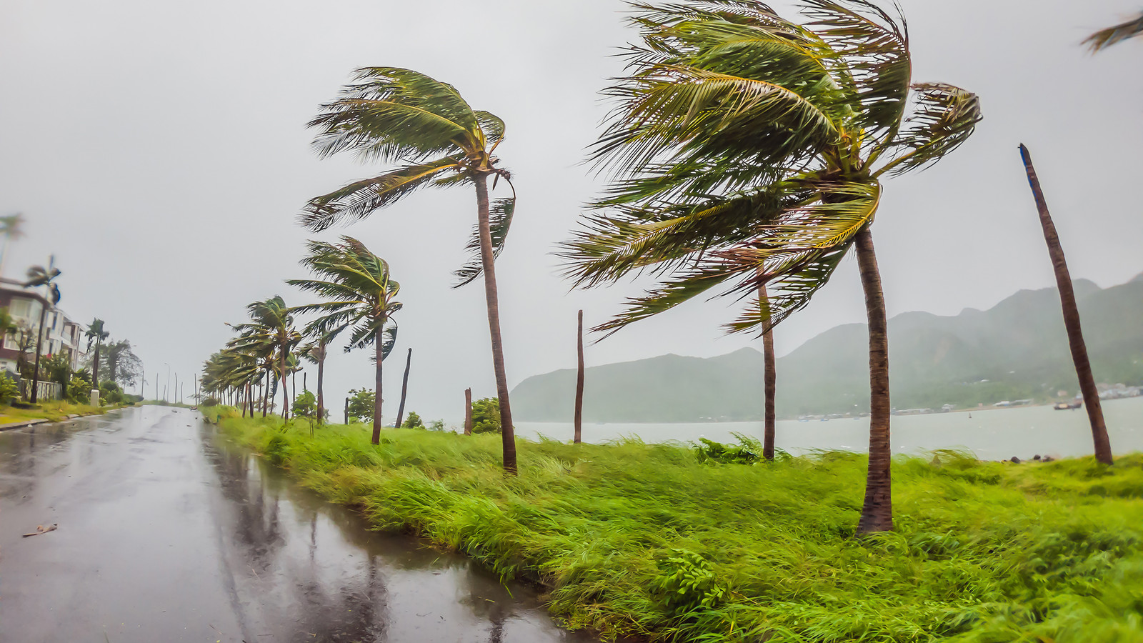 Intense Cyclone Garance Slams Into Popular Tourist Island of La Reunion ...