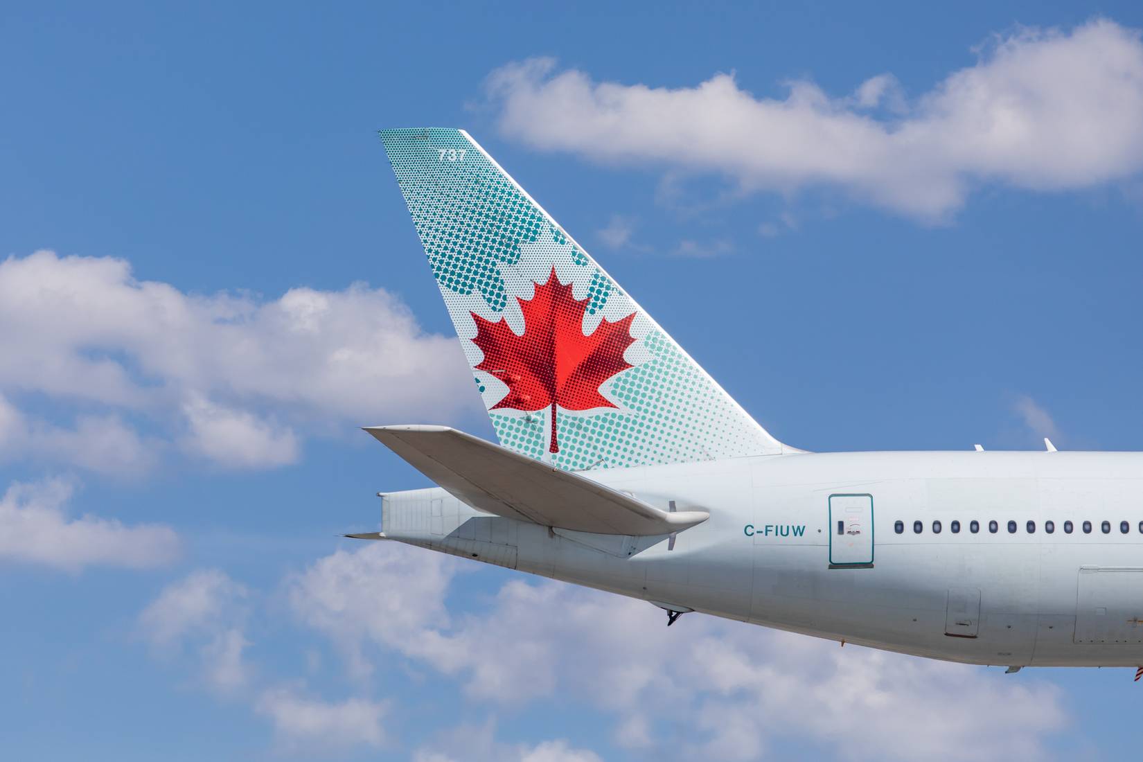Canadian Snowbirds Caught Off Guard As Air Canada Boldly Cancels All ...
