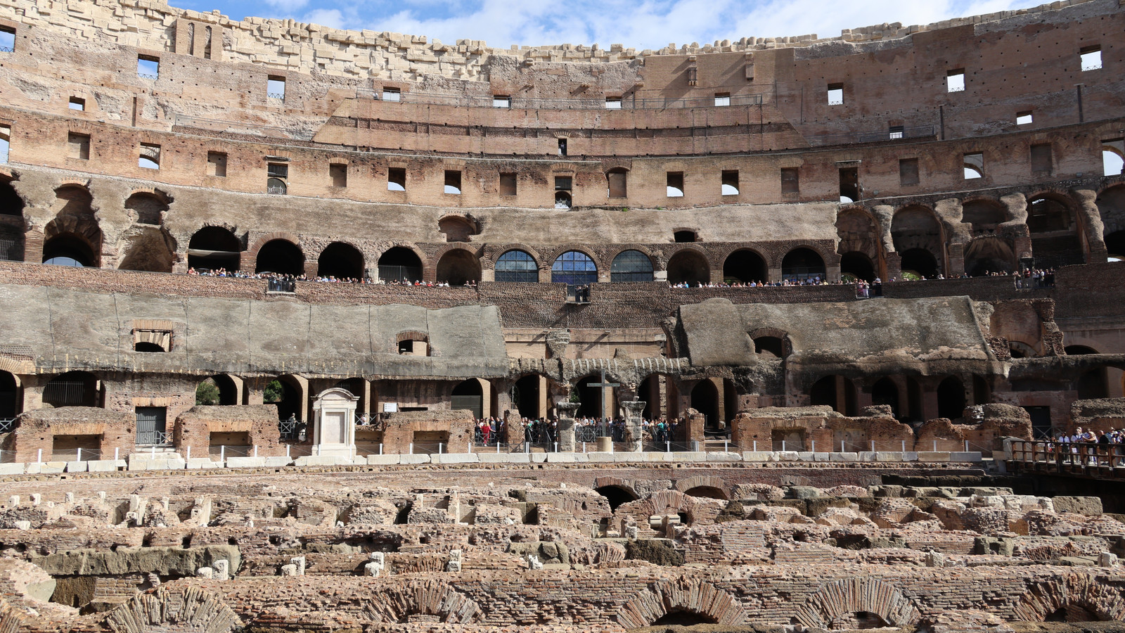 Perception Of Roman Gladiators Shifts With First Skeletal Evidence Of ...