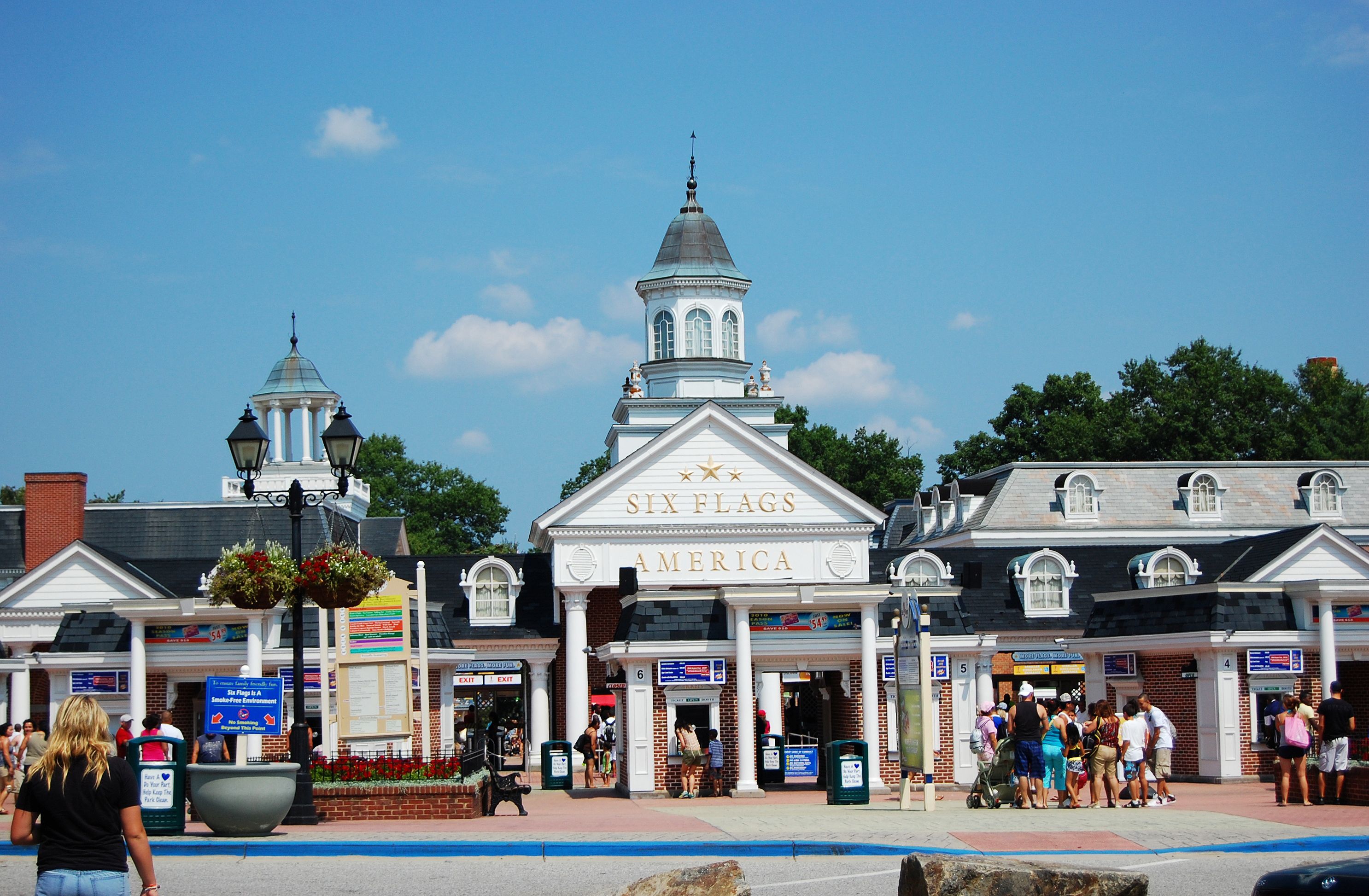 Six Flags To Permanently Close Maryland Theme Park After 25 Years