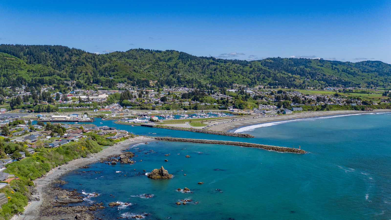 Skip San Francisco: This Overlooked Oregon Town Has Redwoods, Beaches ...