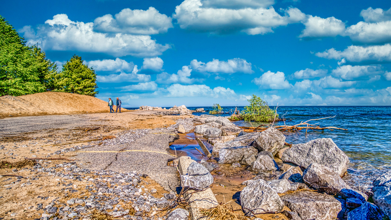 The "Cape Cod Of The Midwest" Is Found On Michigan's Underrated Sunrise ...
