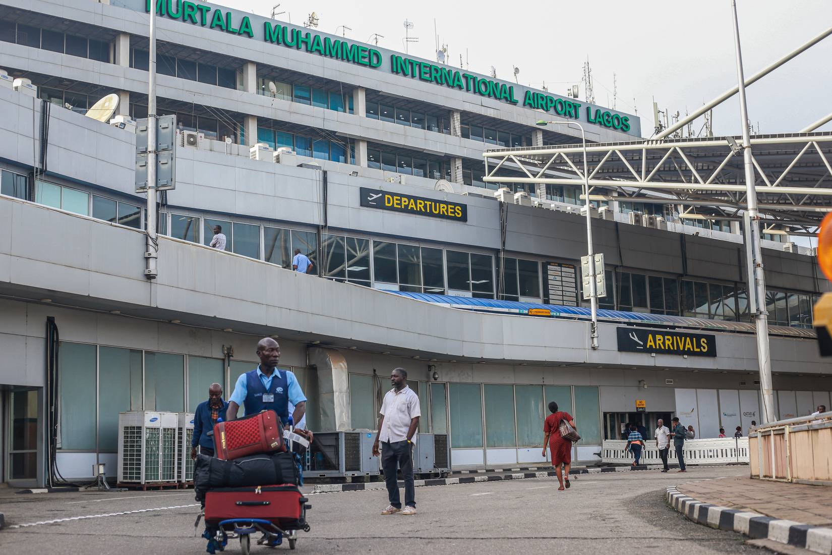 A Con Artist Sold An Airport To A Bank For $242 Million—But It Didn't ...