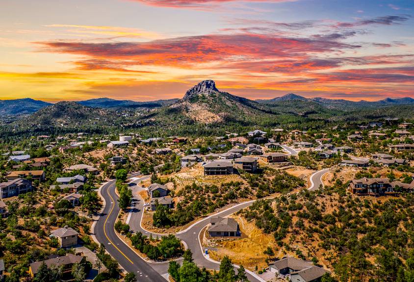 Arizona's Prettiest Beach Spot Is A Little-Known Alpine Lake In A ...