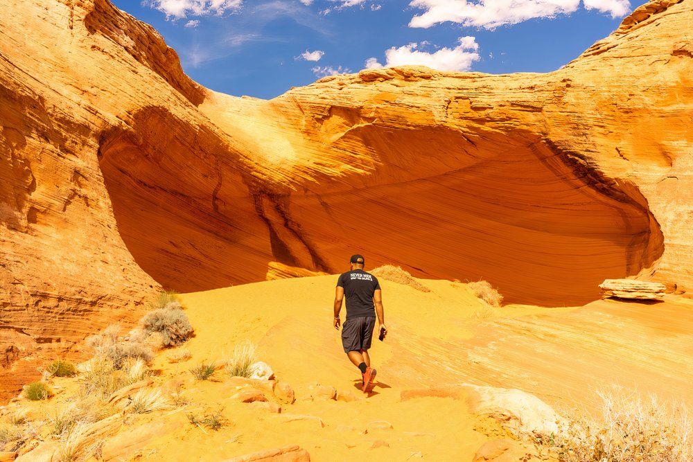 A Secret Natural Wonder Lies Hidden In A Humble Gas Station In This ...