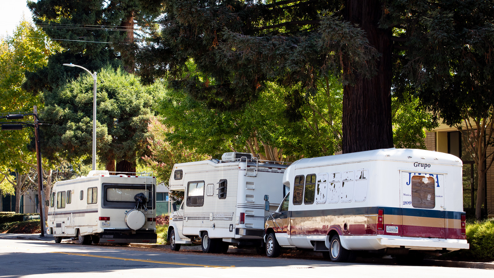 Californians Rejoice After 70 RVs Finally Get The Boot From A Small Town