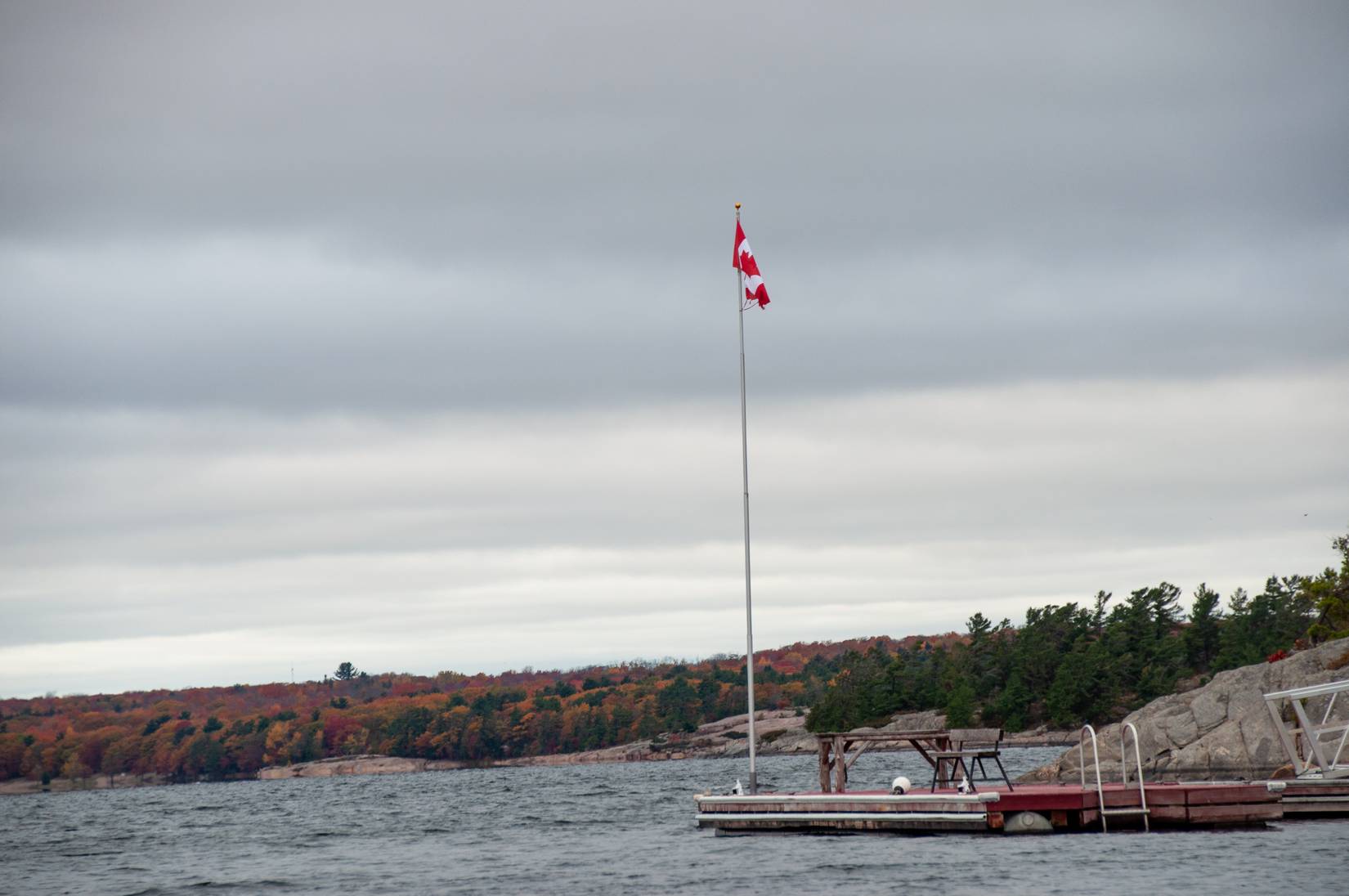 Canadians Are Being Told To Stay Away After Beloved Lake Suddenly ...