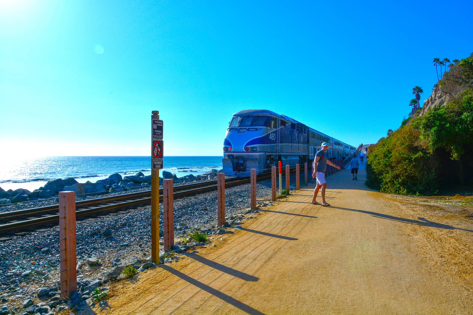 This Amtrak Sleeper Route Is Officially The Closest Thing To A Cruise ...