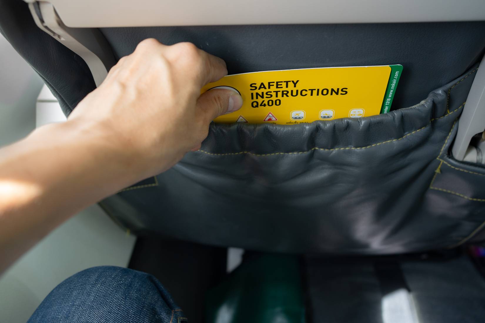 Passengers Completely Agree After Pilot Issues Stern Warning Over ...
