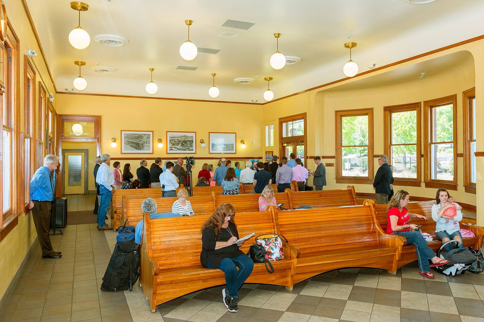 Oregon's Most Beautiful Amtrak Station Is Also One Of Its Most Underrated