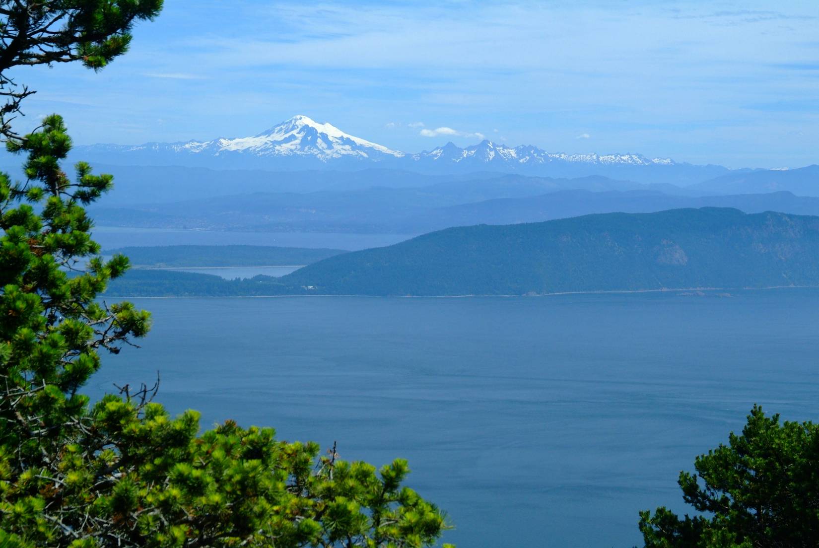 The Washington State Park That's A Dead Ringer For Mount Rainier ...