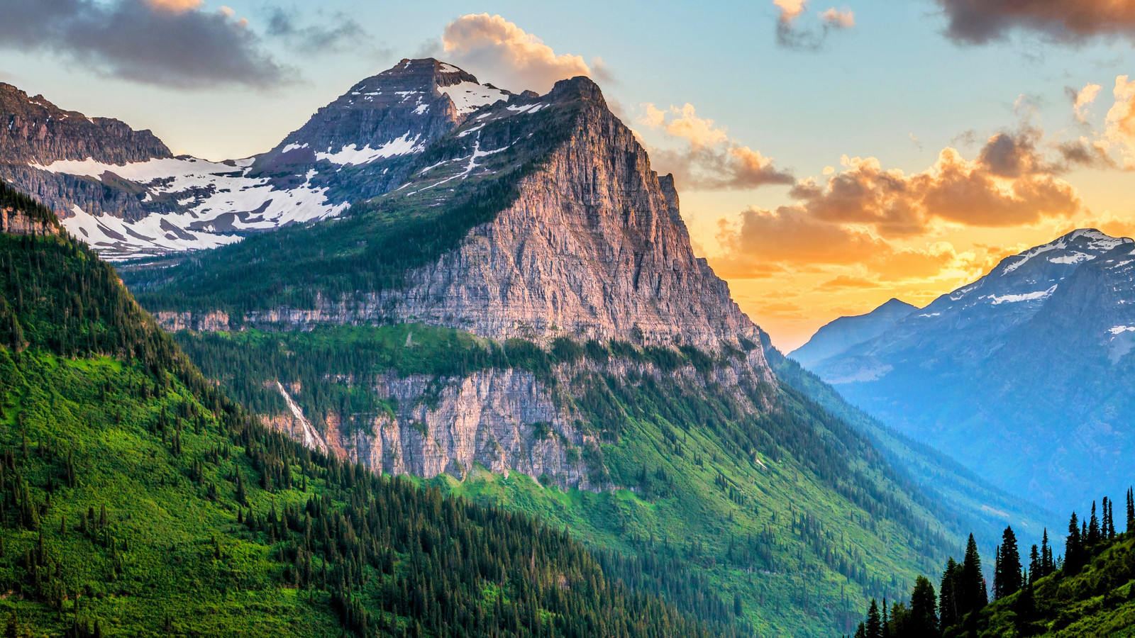 Everyone Talks About Yellowstone—But Glacier Might Be the Underrated Gem