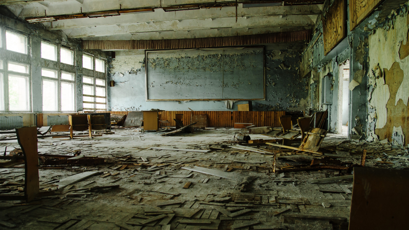 U.S. Archaeologists Rejoice Over Secret Cellar Artifacts In One Of ...