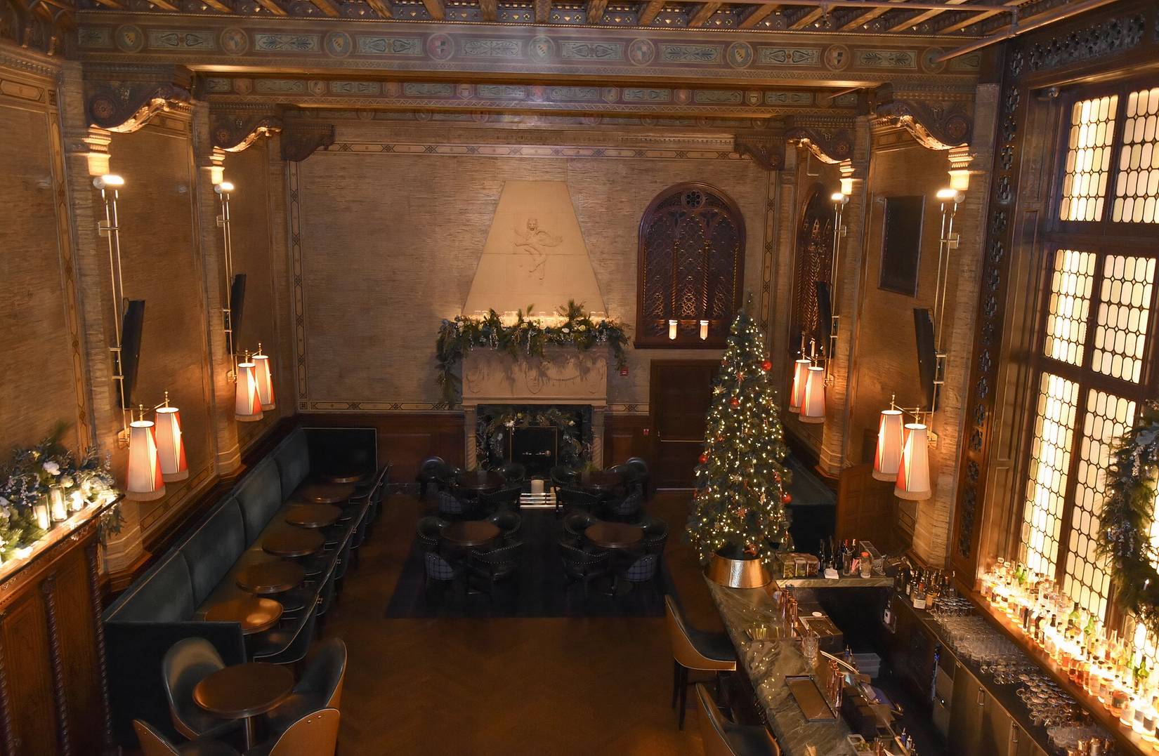 America's Most Beautiful Bar Is Hidden In A Train Station