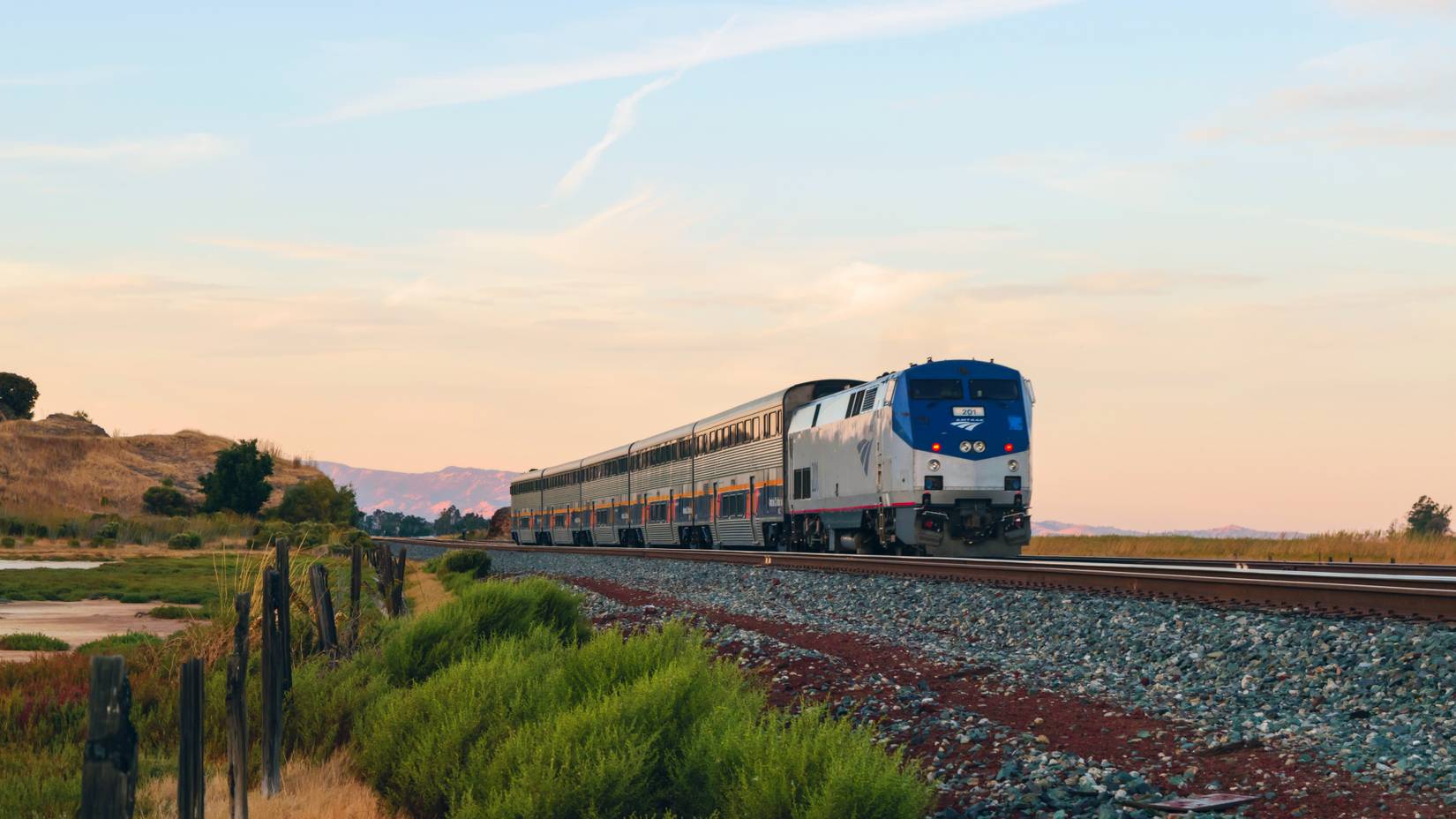 6 Fall Amtrak Trips Through America's Most Beautiful National Parks
