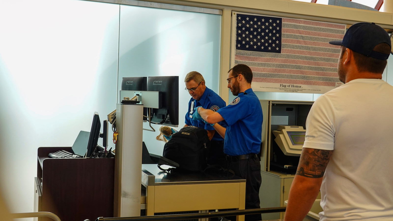 "That’s Wild": TSA Workers Refuse To Give Names After Forcing Passenger ...